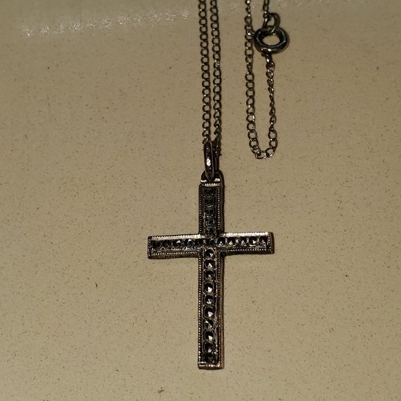 UNKNOWN | Jewelry | True Vintage Sterling Silver Marcite Cross Necklace ...